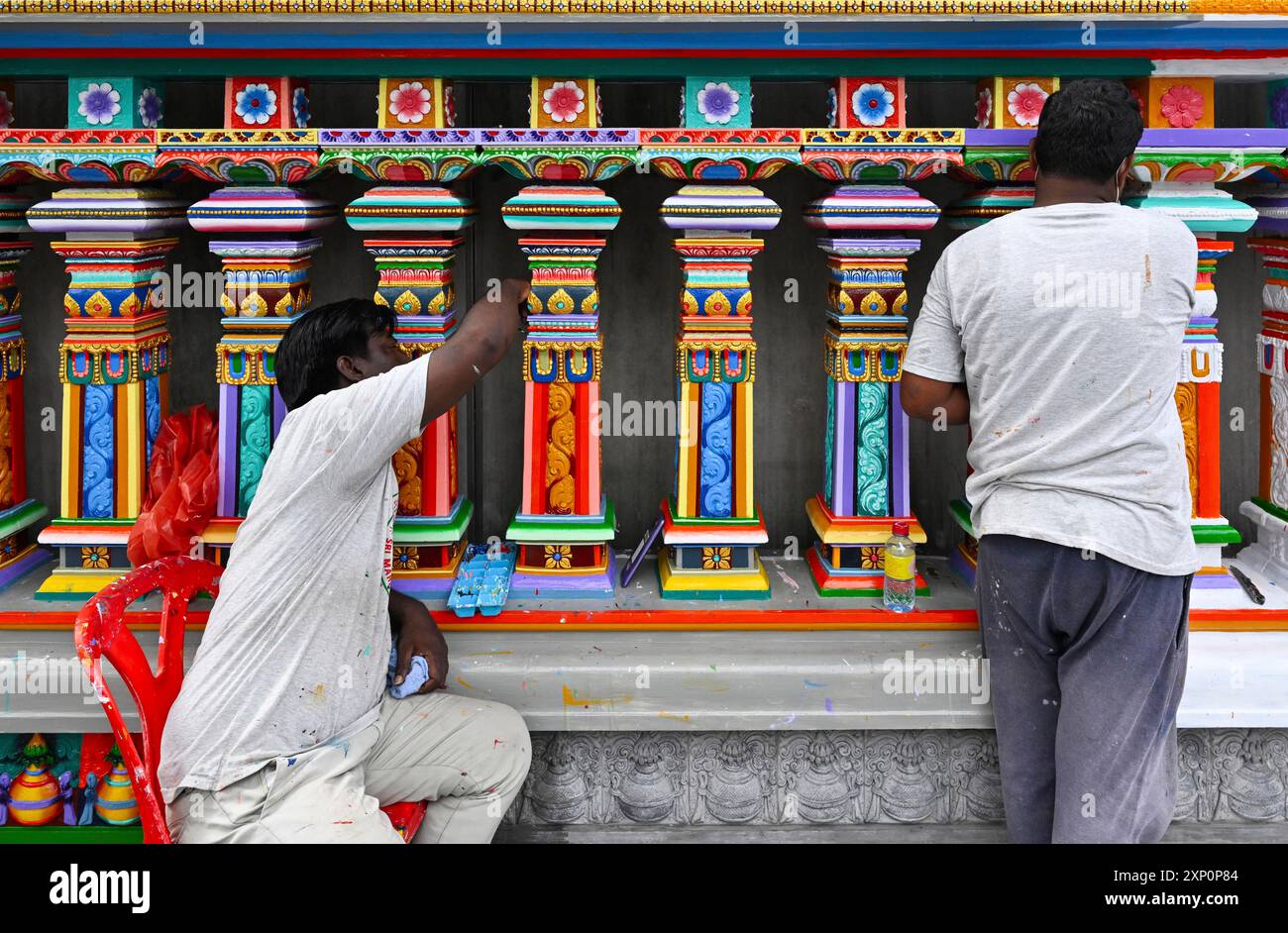 Wall paint restoration hi-res stock photography and images - Alamy