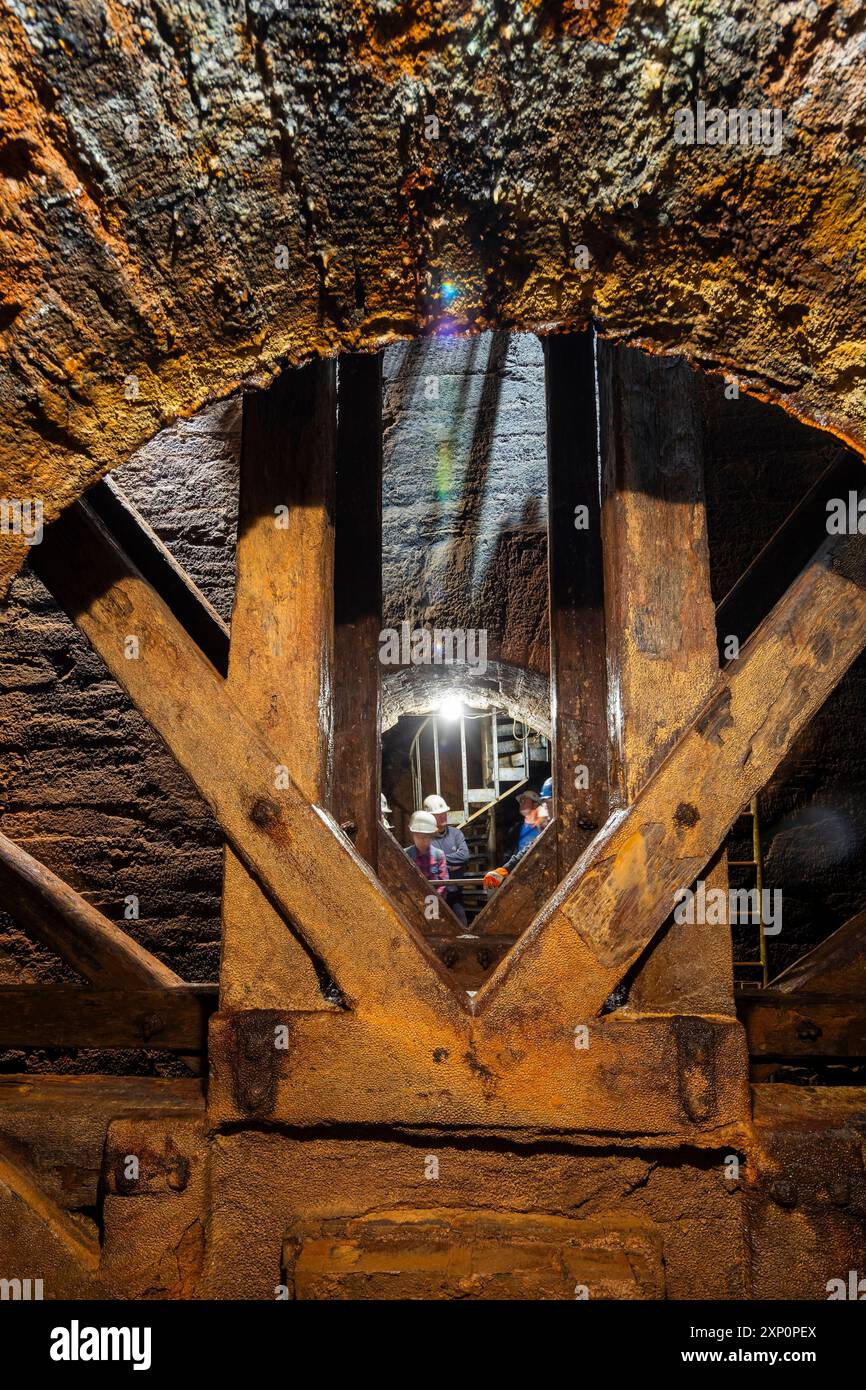 Turmhofschacht poke wheel system The Turmhof poke wheel was built to ...