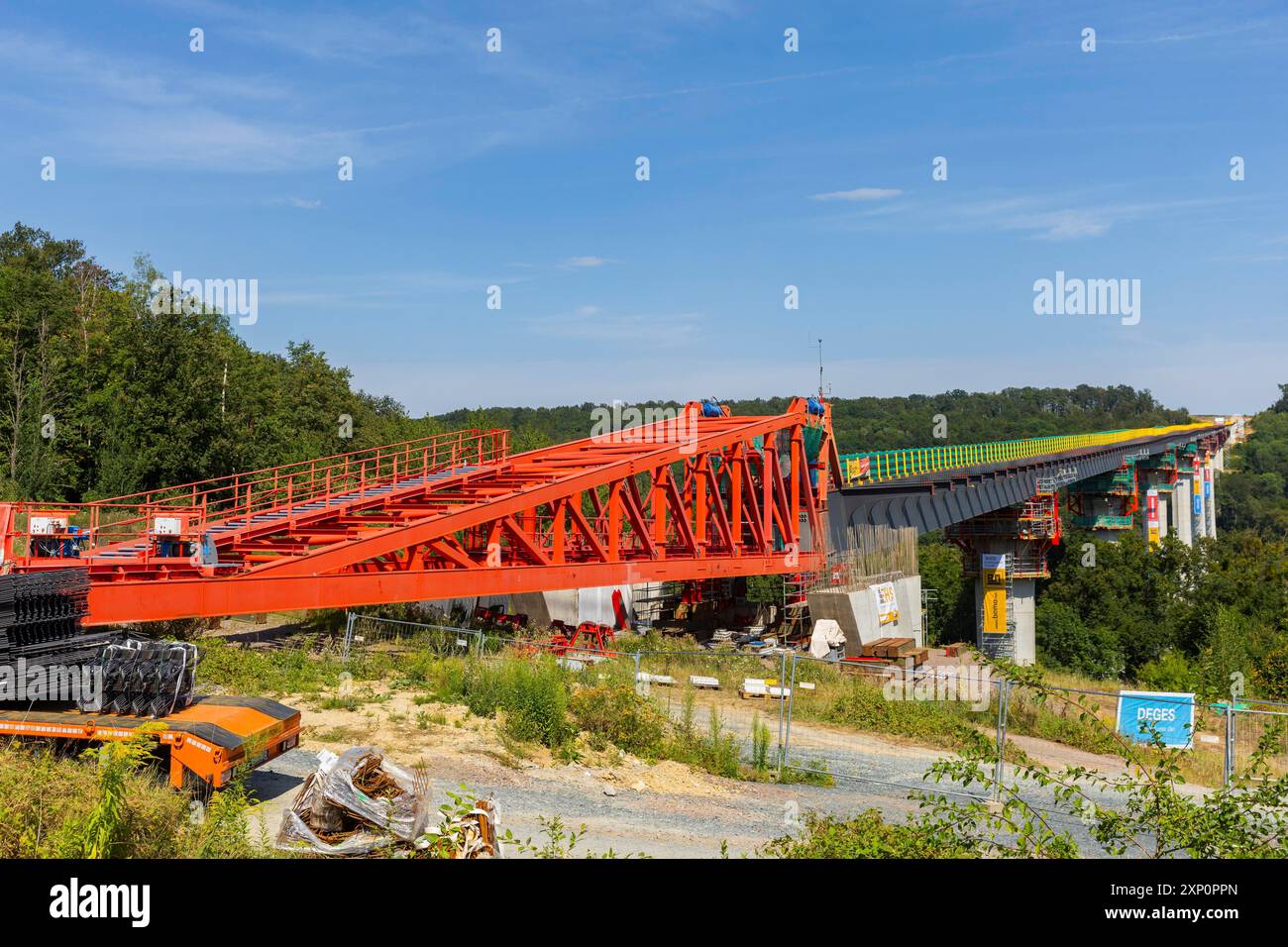 The new bridge on the Pirna southern bypass will be 916 metres long, 70 ...