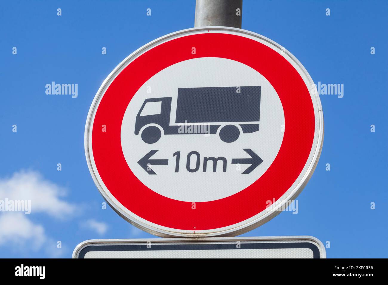 Traffic sign Passage prohibited for lorries over 10 metres long ...