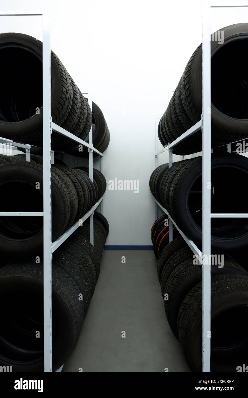 Group of tires hi-res stock photography and images - Alamy