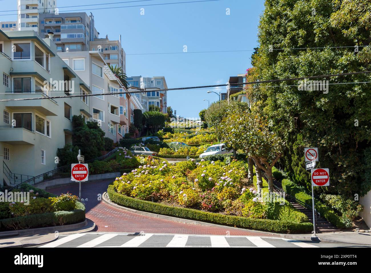Lombard Street with its Curves in Downtown San Francisco, California ...