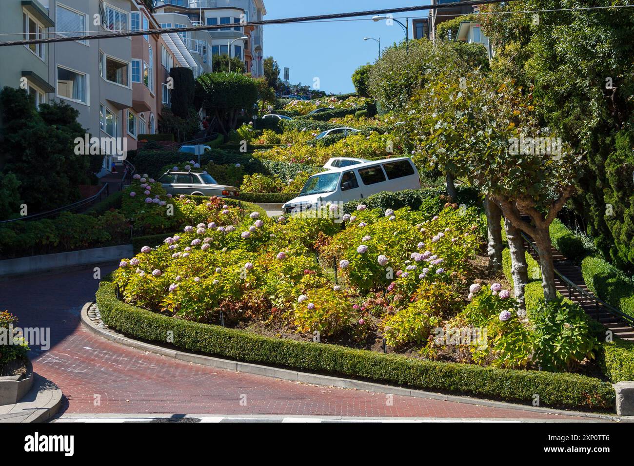 Lombard Street with its Curves in Downtown San Francisco, California ...
