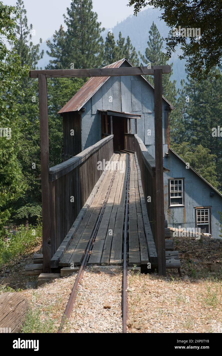 Ore from Kentucky Mine crossed trestle in cars and was then dumped down ...