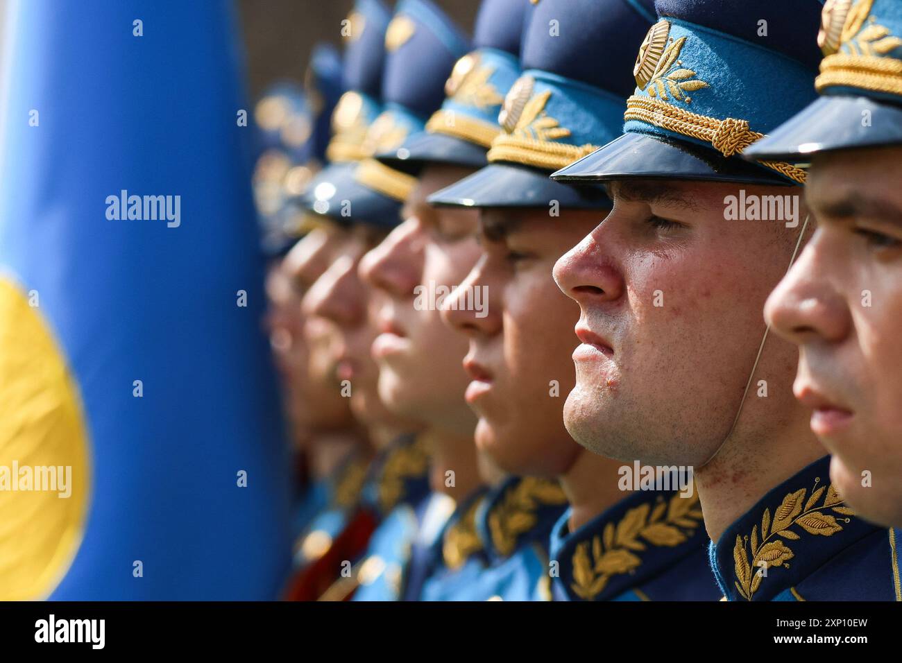 Honor guard servicemen during the Airborne Forces Day celebration on the Field of Mars in St ...