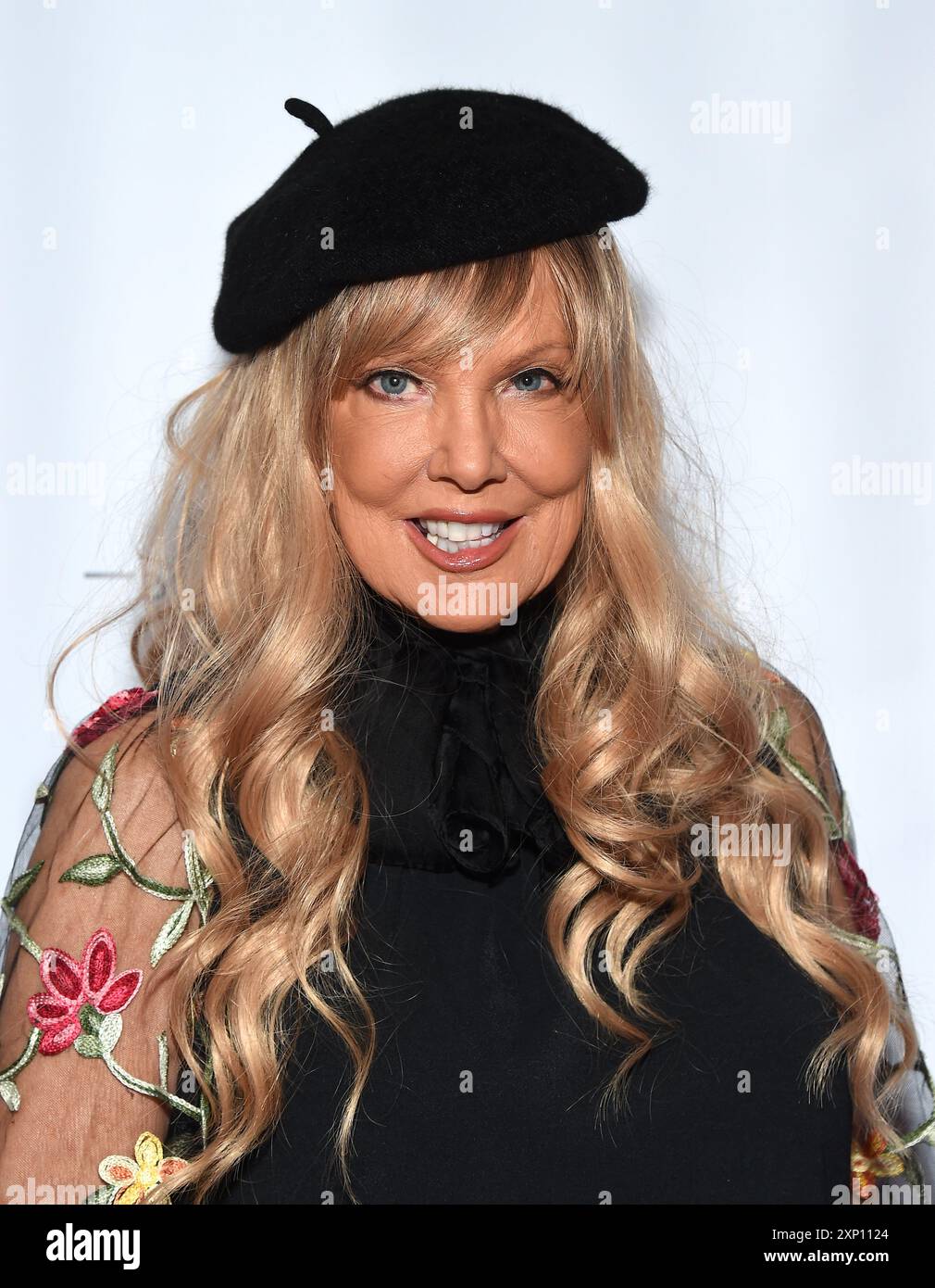 Kathy shower hi-res stock photography and images - Alamy