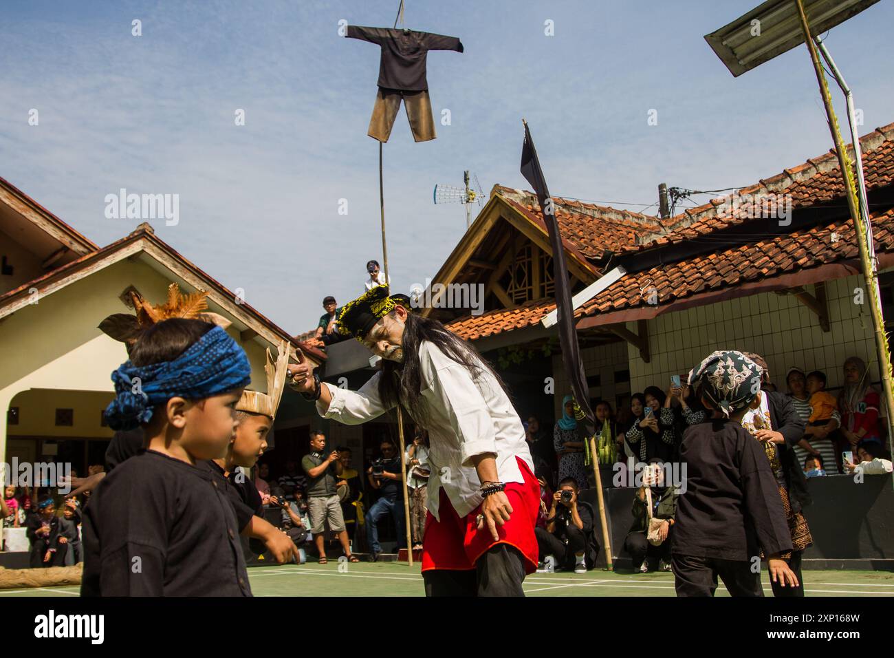 Sunda wiwitan hi-res stock photography and images - Alamy