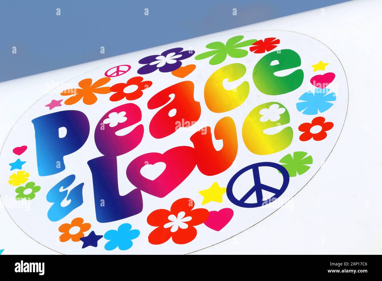 Buntes peace zeichen hi-res stock photography and images - Alamy