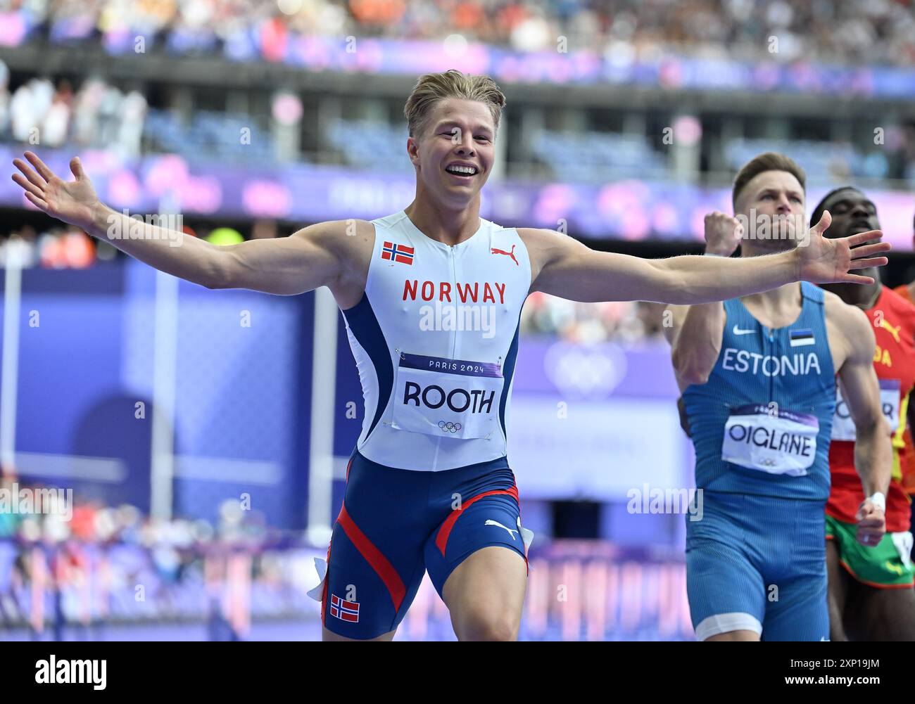 Paris, France. 3rd Aug, 2024. Markus Rooth (L) of Norway celebrates ...