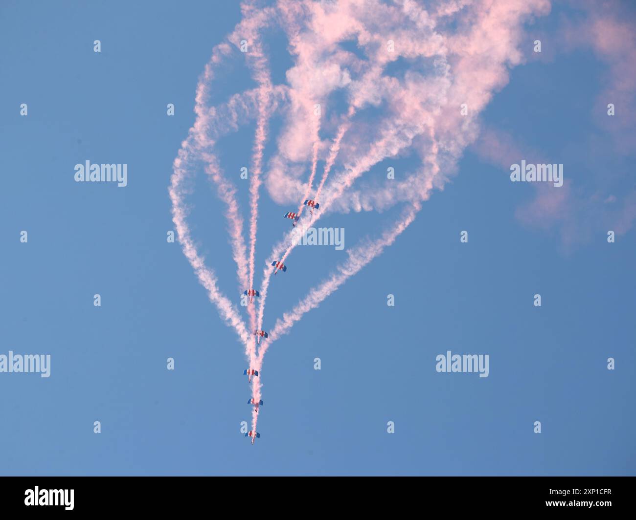 Fairford, UK. 19 JUL, 2024. RAF Falcons, the RAF Parachute Display team ...
