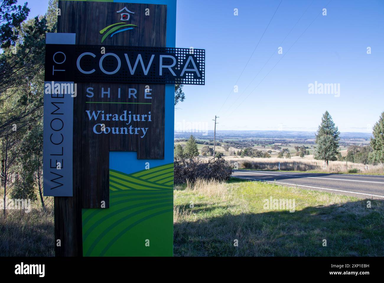 Welcome to Cowra Shire sign on the Mid Western Highway (B64) between ...