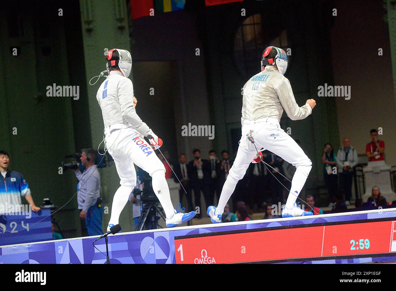 Paris 2024 sabre hi-res stock photography and images - Alamy