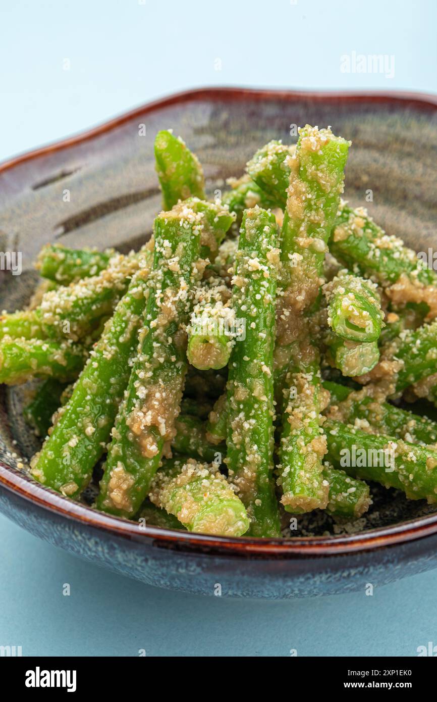 Deep fry beans hi-res stock photography and images - Alamy