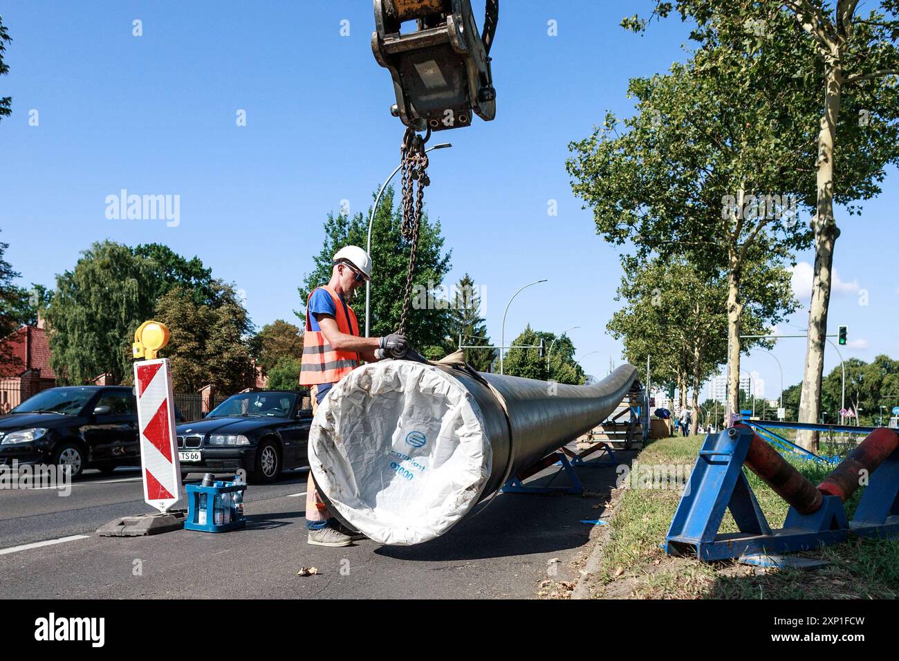 Berlin, Germany. 03rd Aug, 2024. A 430-meter-long sewage pressure pipe ...
