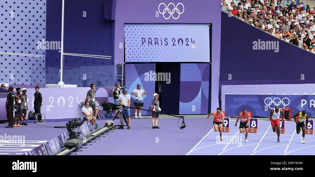 Paris, France. 3rd Aug, 2024. Jeremiah Azu of Britain watch the race on ...