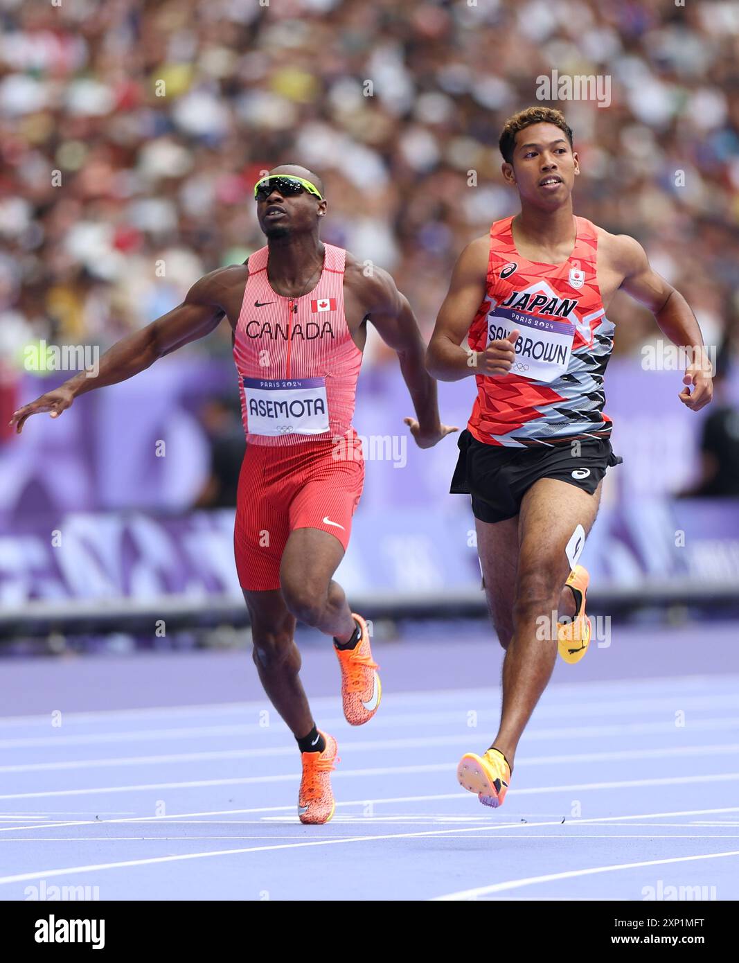 Paris, France. 3rd Aug, 2024. Duan Asemota (L) of Canada and Abdul ...