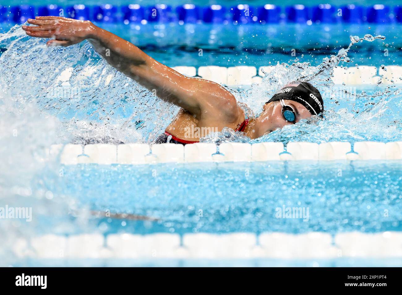 Alex Walsh of United States of America competes in the 200m Individual ...