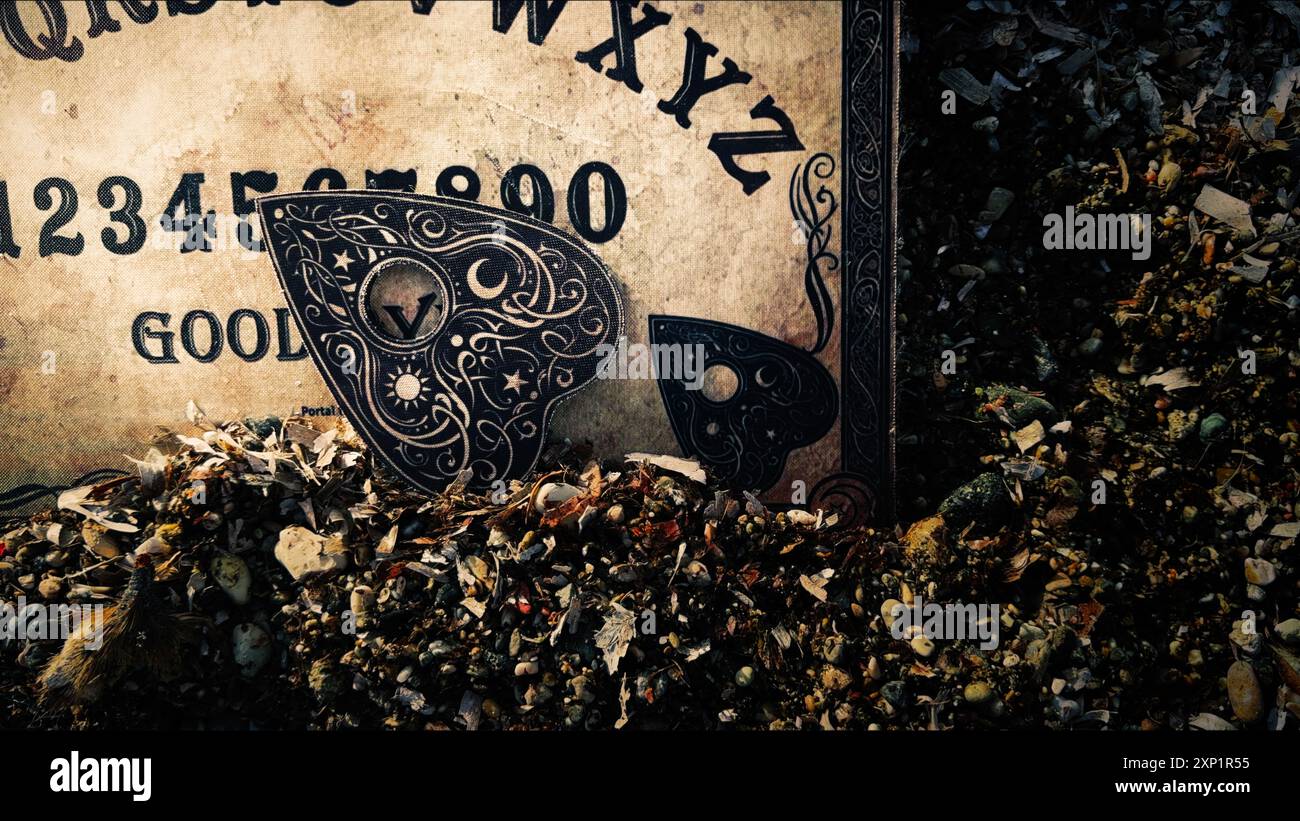 Witchcraft Spiritual Halloween Scary Game Ouija Board Stock Photo - Alamy