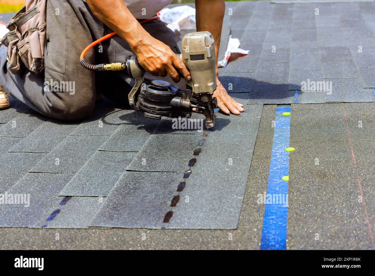 Roof installation methods hi-res stock photography and images - Alamy