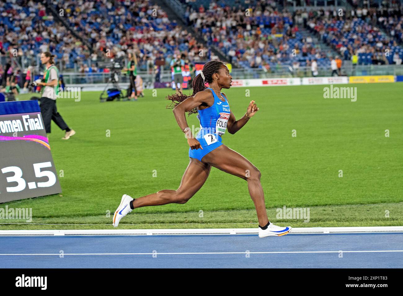 400m hurdles hi-res stock photography and images - Alamy