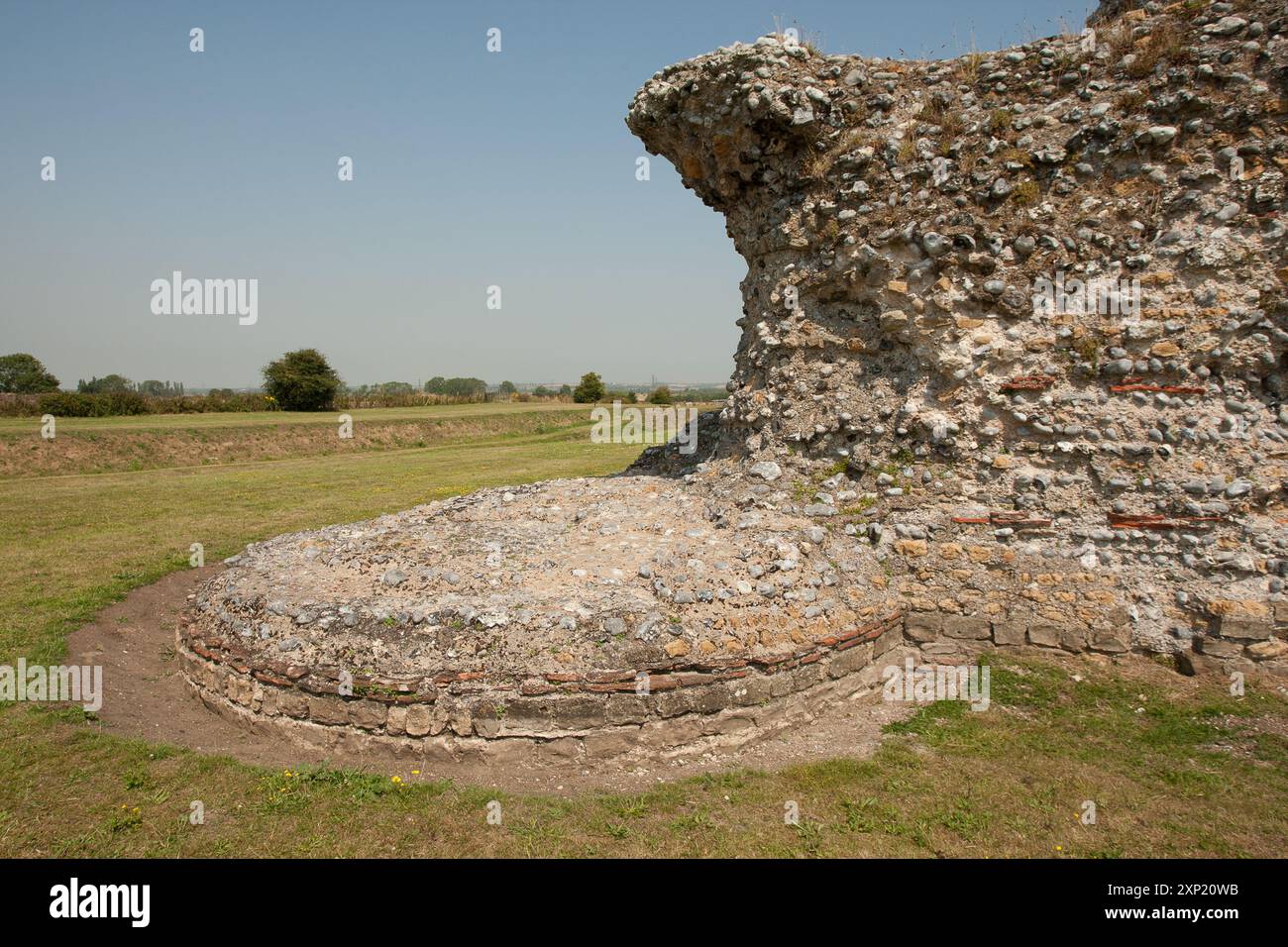 Richborough Roman Fort and Amphitheatre Stock Photo - Alamy