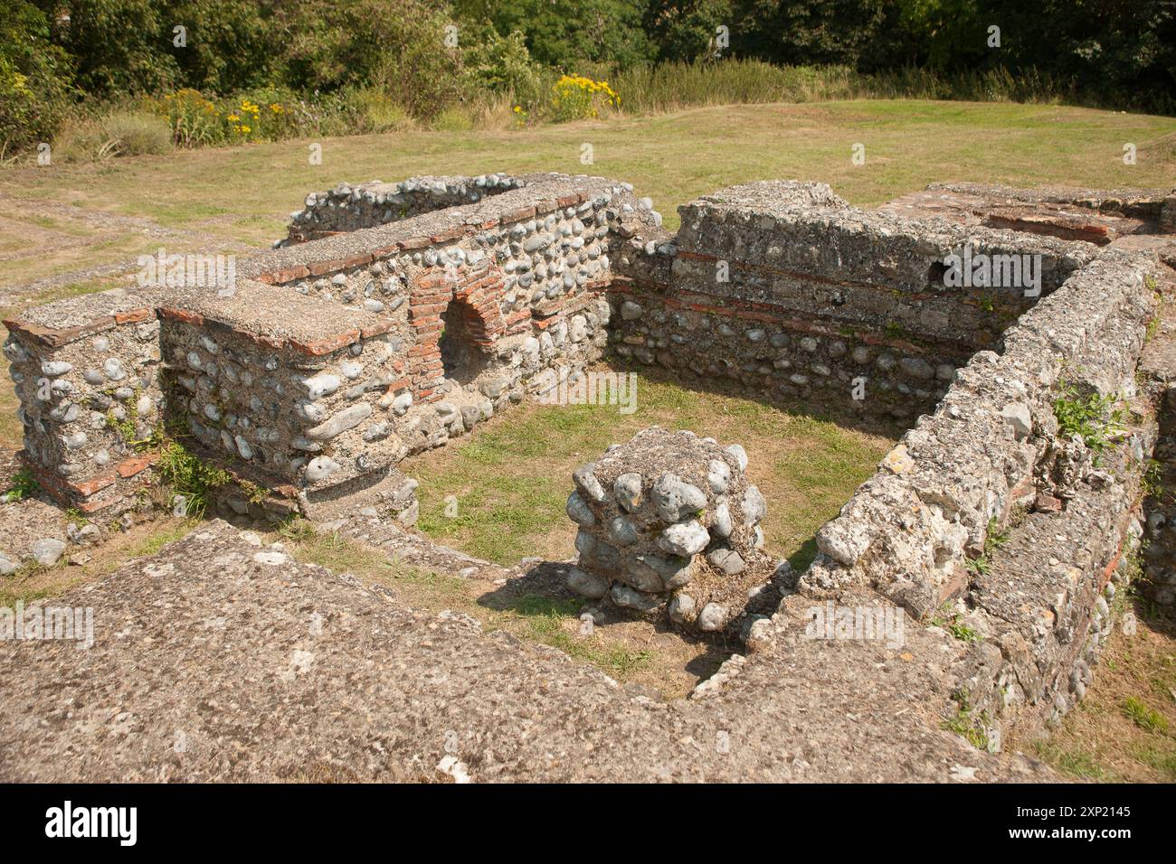 Richborough Roman Fort and Amphitheatre Stock Photo - Alamy