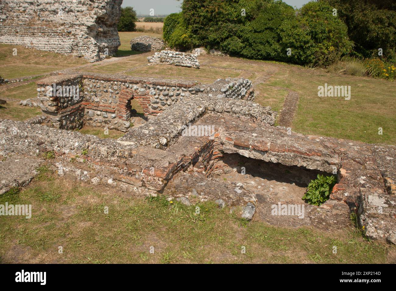 Richborough Roman Fort and Amphitheatre Stock Photo - Alamy