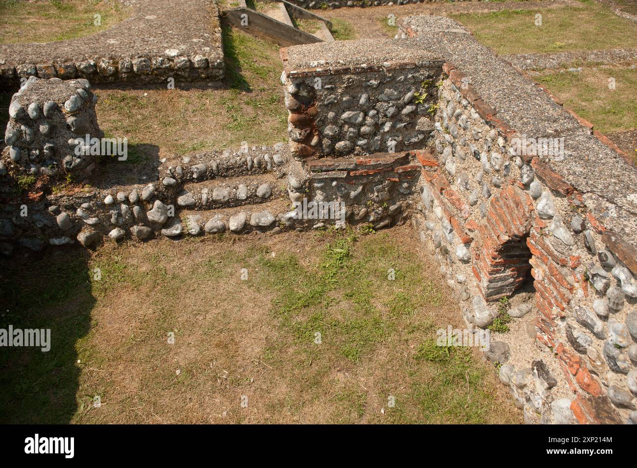 Richborough Roman Fort and Amphitheatre Stock Photo - Alamy