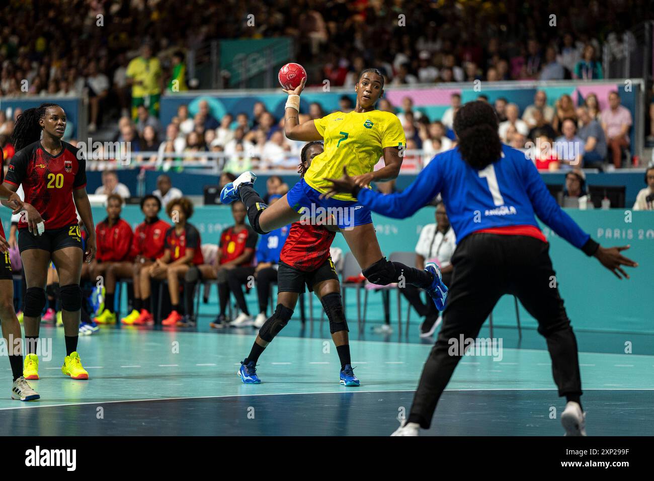 PARIS, IF - 03.08.2024: BRAZIL X ANGOLA WOMEN'S HANDBALL - Last game of ...