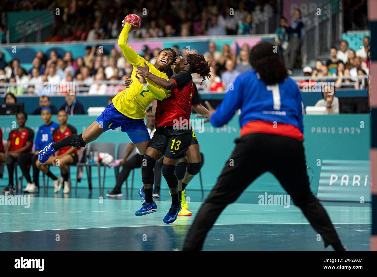 PARIS, IF - 03.08.2024: BRAZIL X ANGOLA WOMEN'S HANDBALL - Last game of ...