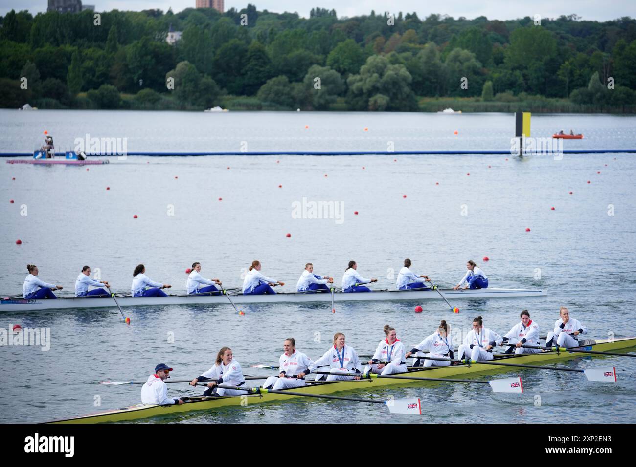 Team Romania, gold medalists, and bronze medalists Team Britain, front ...