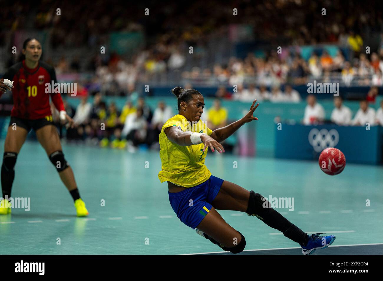 PARIS, IF - 03.08.2024: BRAZIL X ANGOLA WOMEN'S HANDBALL - Last game of ...