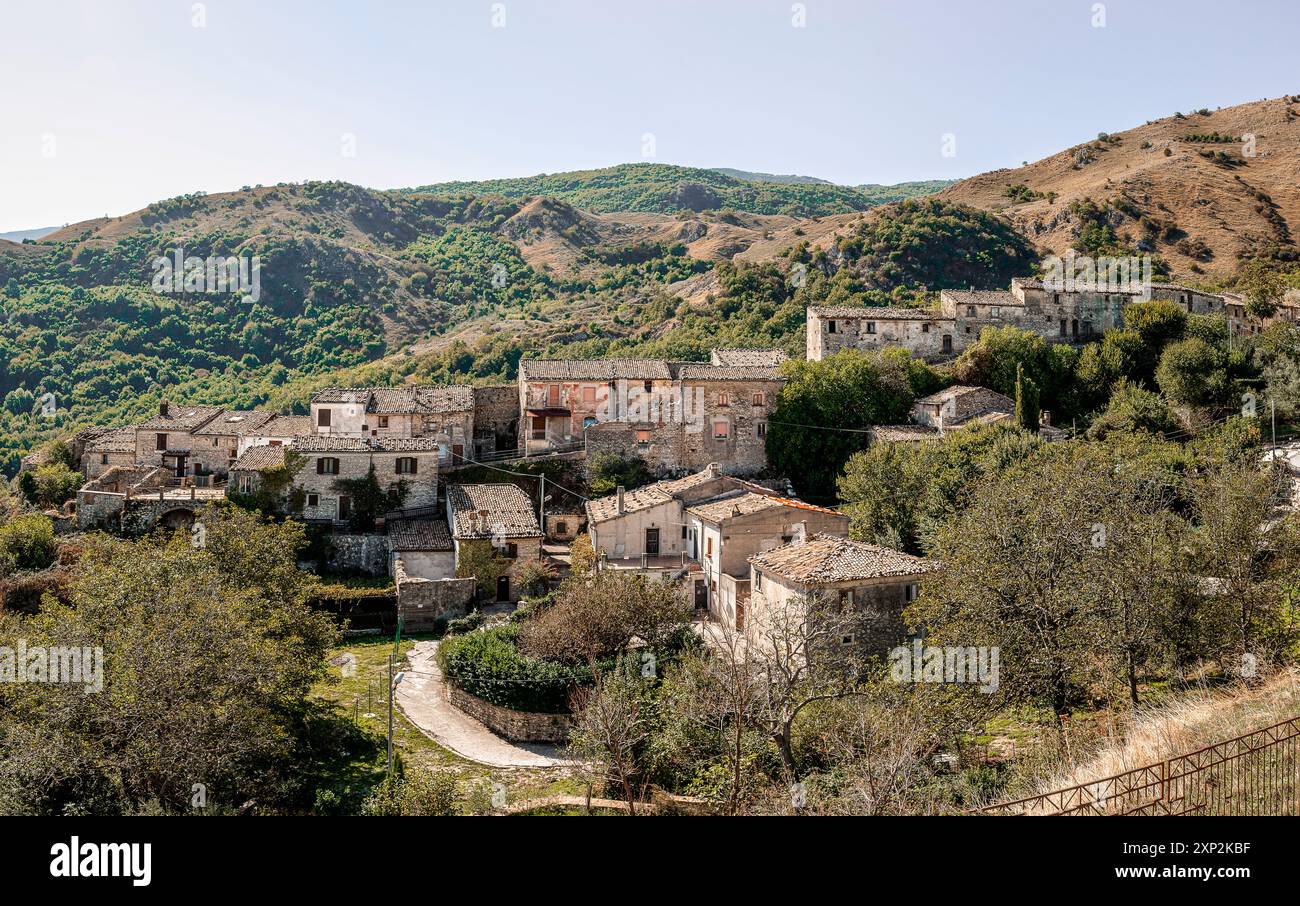 the breathtaking green panoramas that can be admired in Roccamandolfi ...