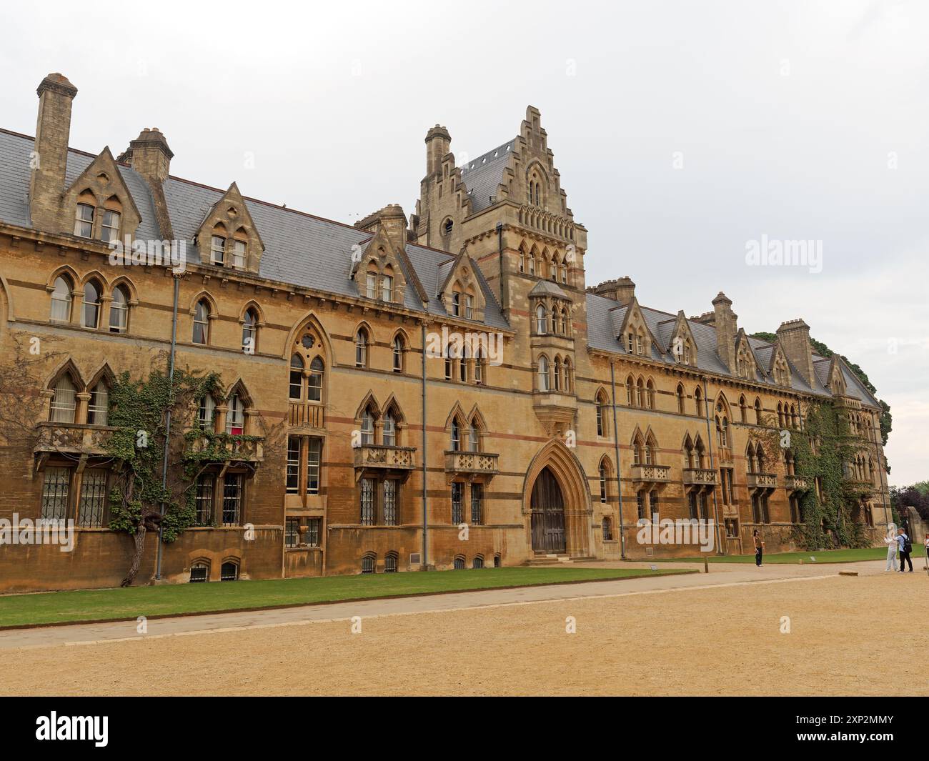 View of an entrance to Christ Church College College part of Oxford ...