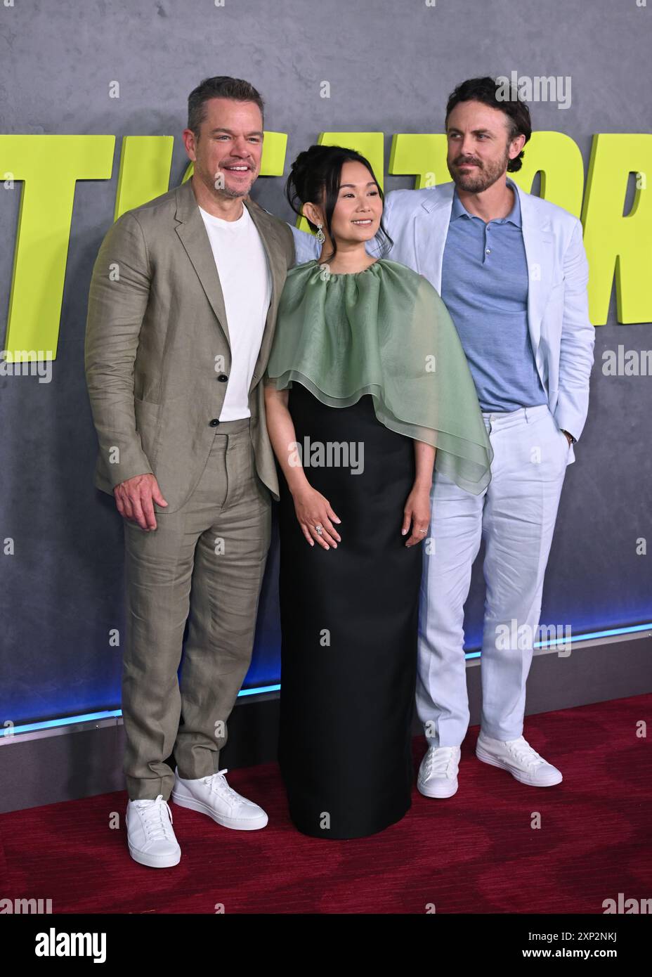 Matt Damon, Hong Chau and Casey Affleck Stock Photo - Alamy