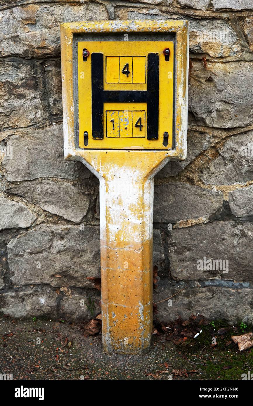 Old Fire Water hydrant yellow british sign from UK. It's a marker plate ...