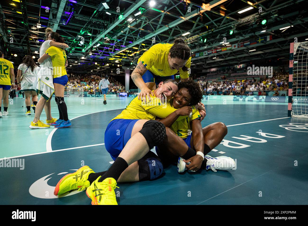 PARIS, IF - 02.08.2024: BRAZIL X ANGOLA WOMEN'S HANDBALL - Last game of ...