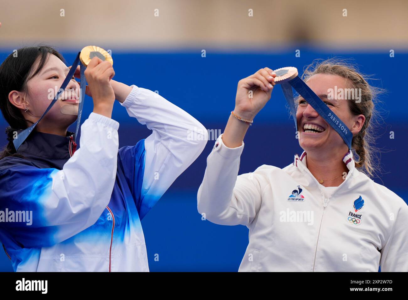 Women's archery individual gold medalist South Korea's Lim Si-hyeon ...