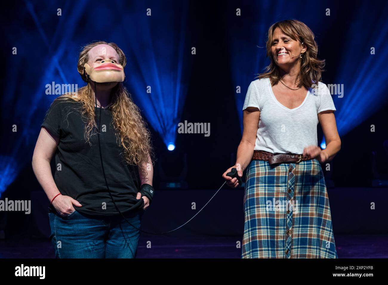 Nina conti hi-res stock photography and images - Alamy