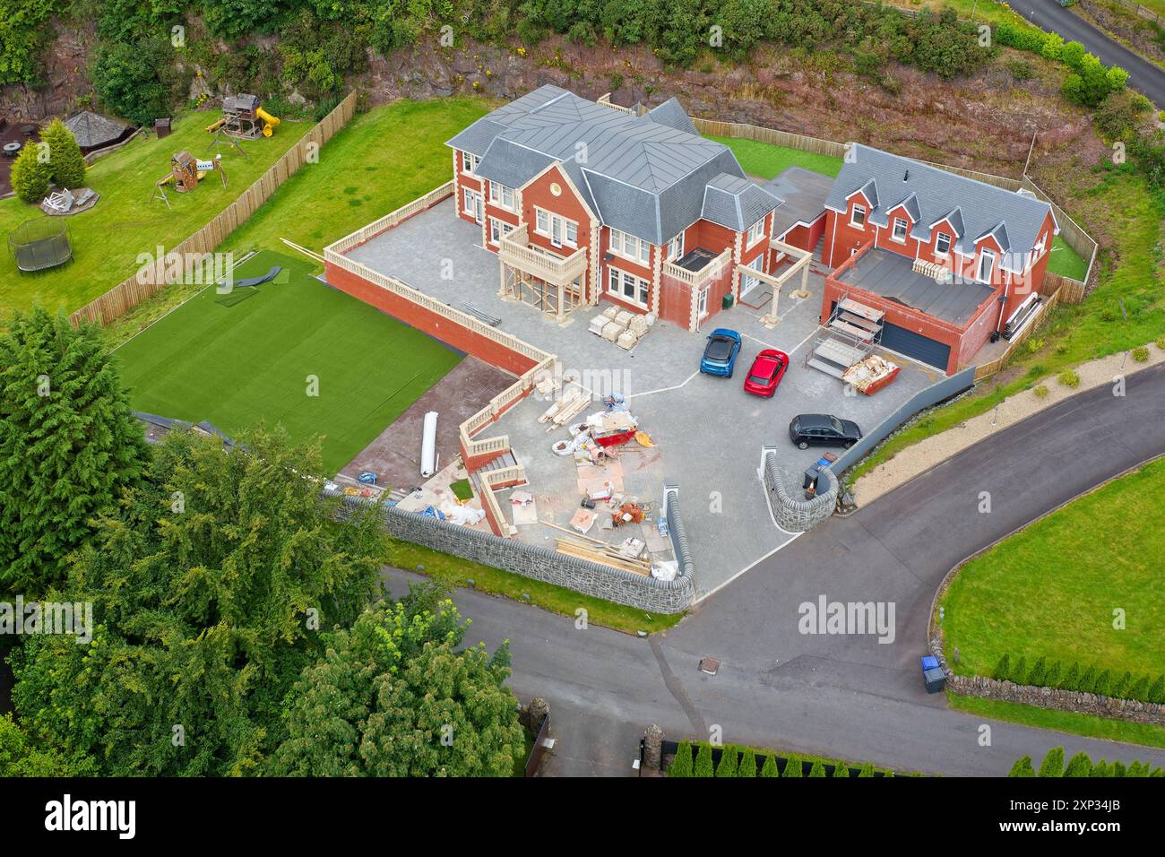Luxury houses viewed from above in Kilmacolm Stock Photo - Alamy