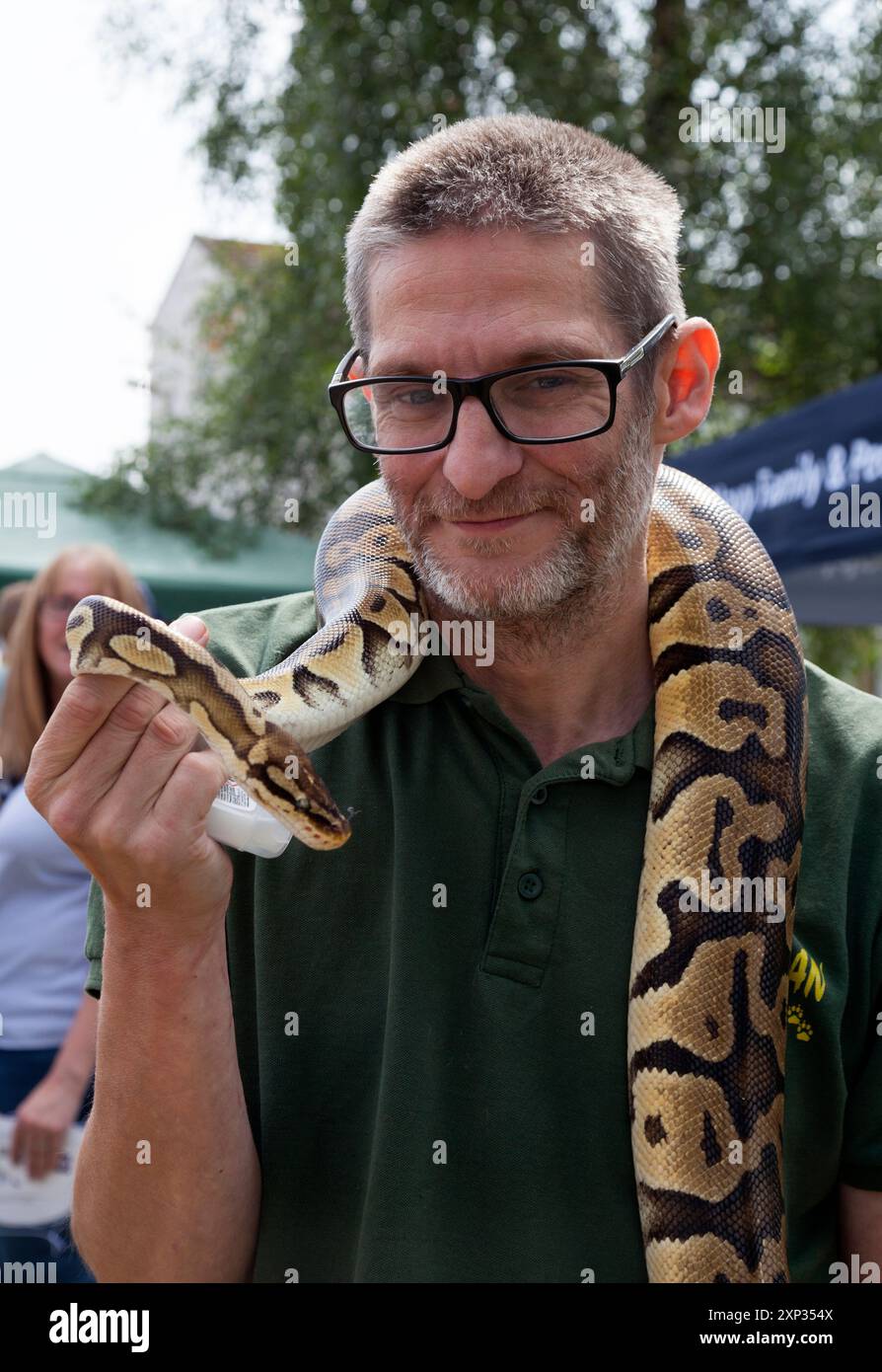 Scary snake hi-res stock photography and images - Alamy