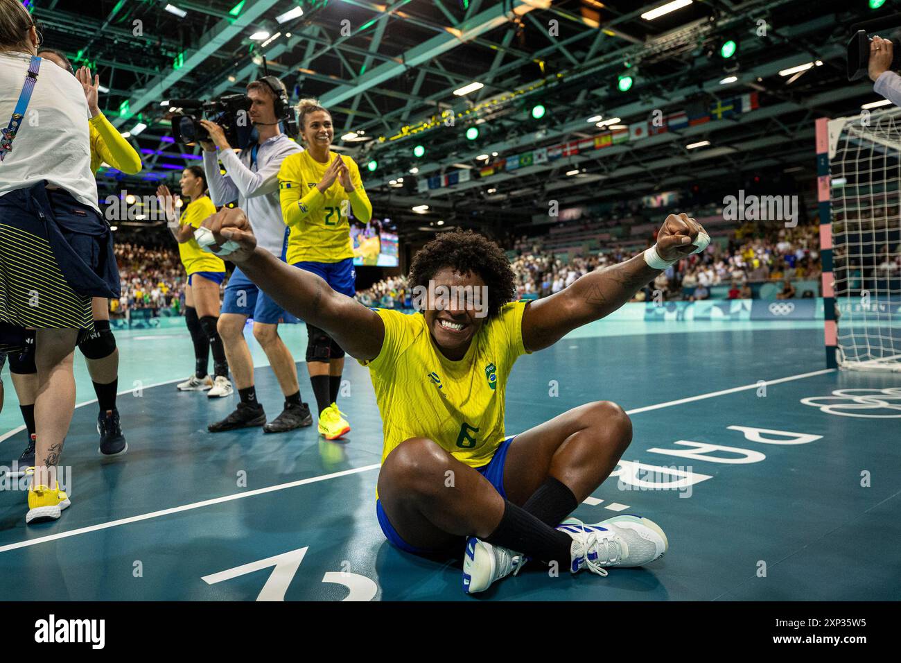 PARIS, IF - 02.08.2024: BRAZIL X ANGOLA WOMEN'S HANDBALL - Last game of ...