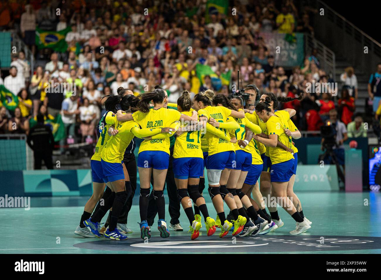 PARIS, IF - 03.08.2024: BRAZIL X ANGOLA WOMEN'S HANDBALL - Last game of ...
