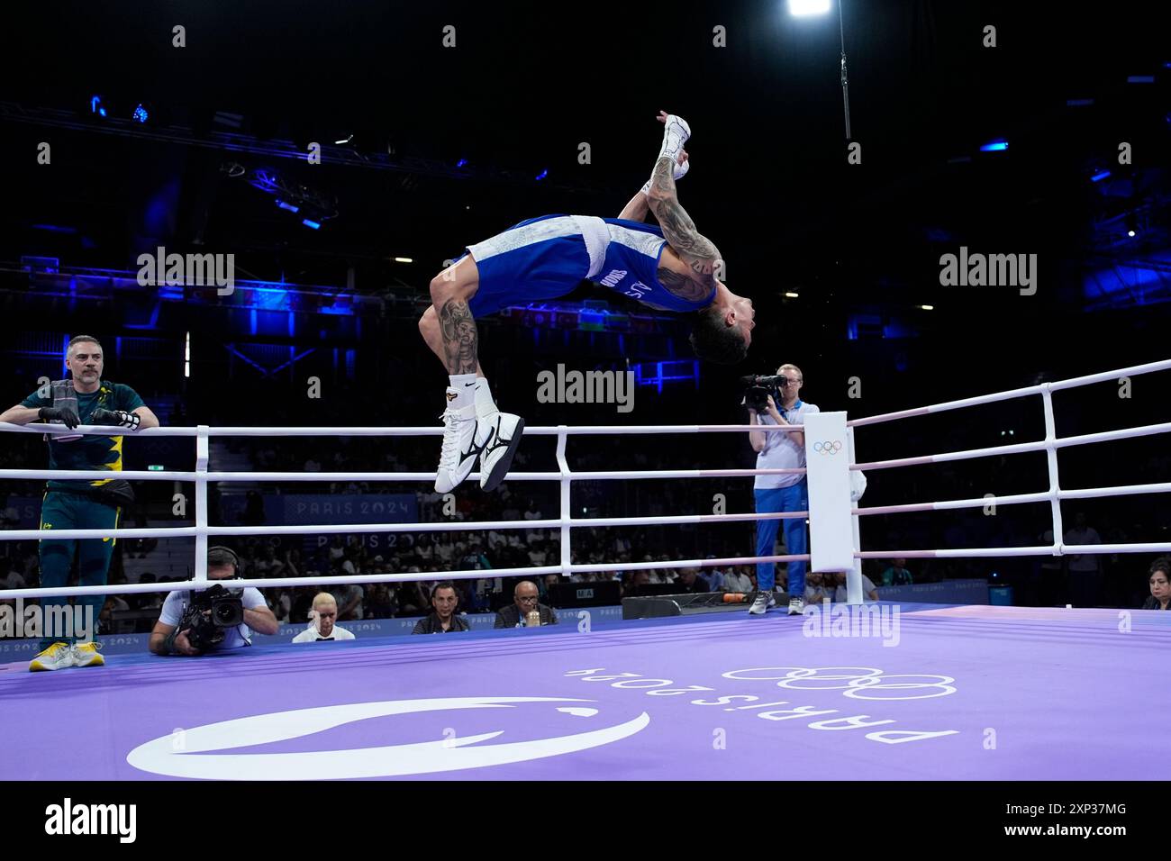 Australia's Charlie Senior, flips while celebrating after defeating ...