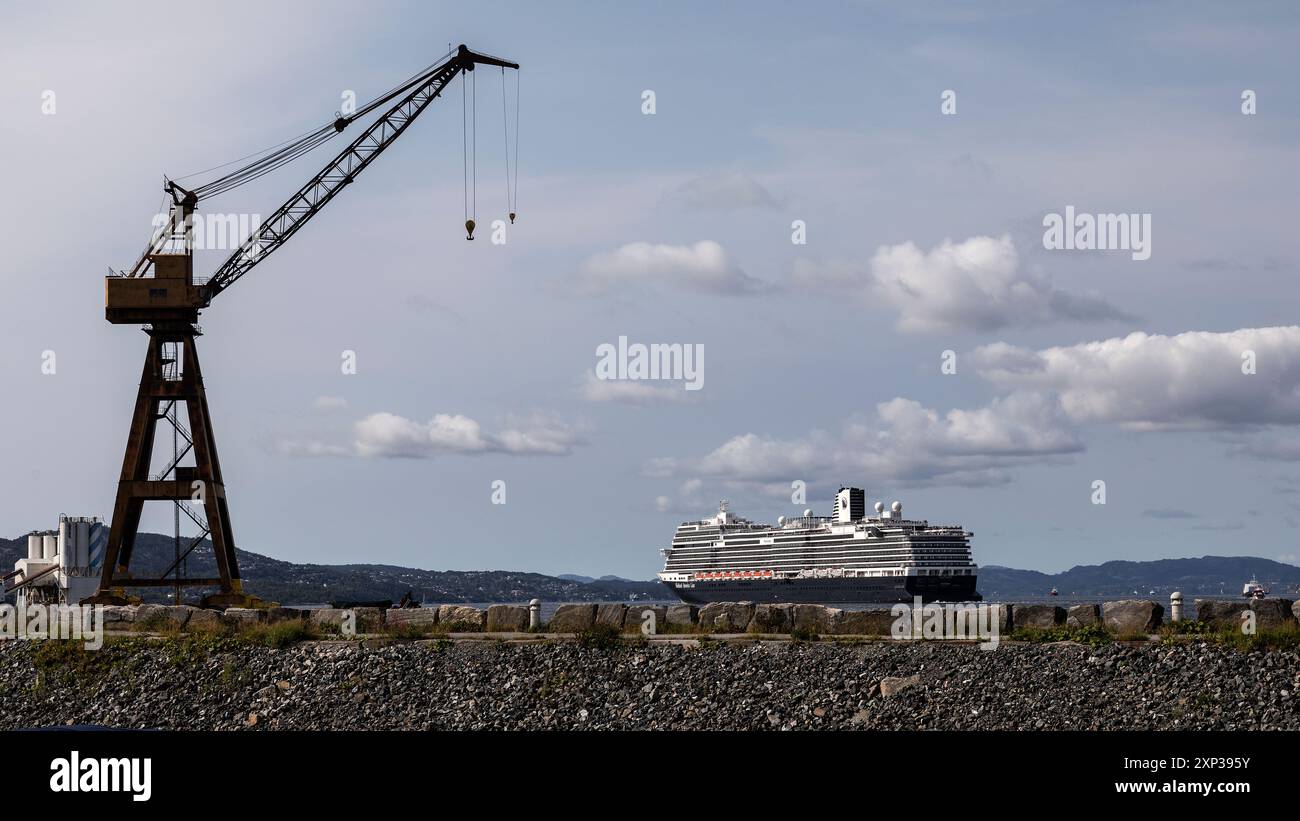 Cruise ship Rotterdam at Byfjorden, departing from the port of Bergen ...