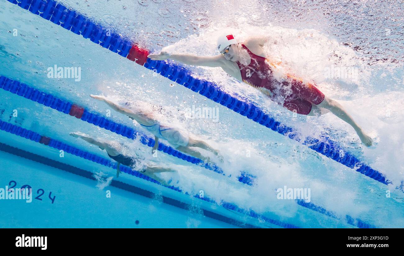 Paris, France. 3rd Aug, 2024. Wu Qingfeng (R) of China competes during ...