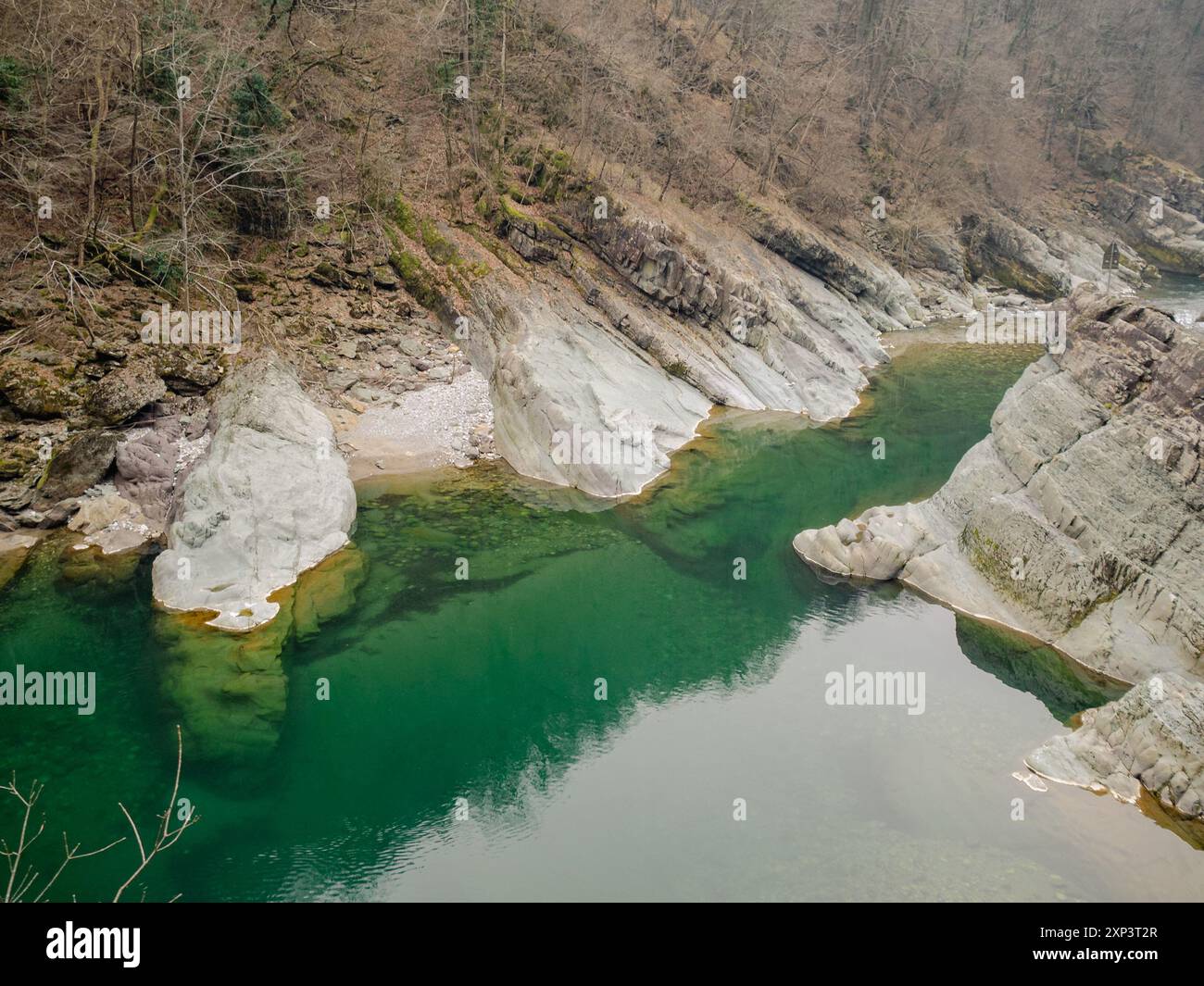 Turquoise green river water hi-res stock photography and images - Alamy