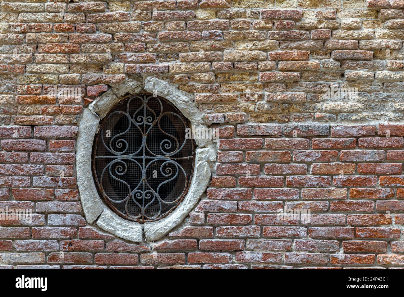 Doors and windows of ancient Venetian houses Stock Photo - Alamy
