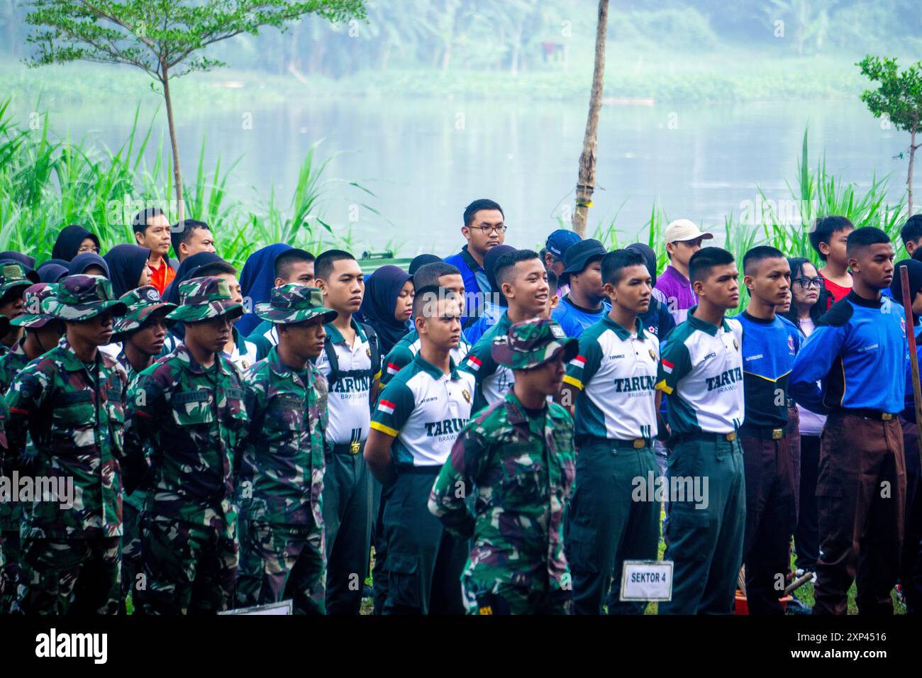 Indonesian soldiers are taking part in a ceremony Stock Photo - Alamy