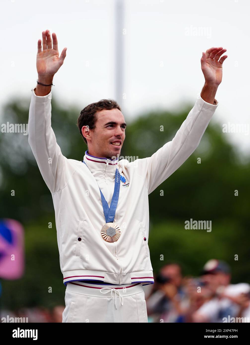 Olympic bronze medal paris 2024 hi-res stock photography and images - Alamy
